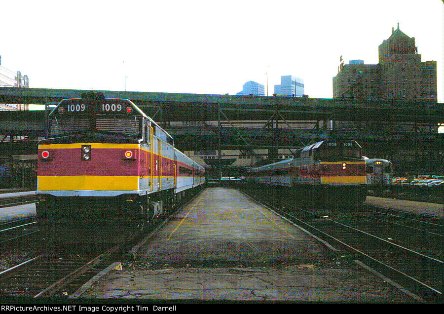 MBTA 1009, 1008